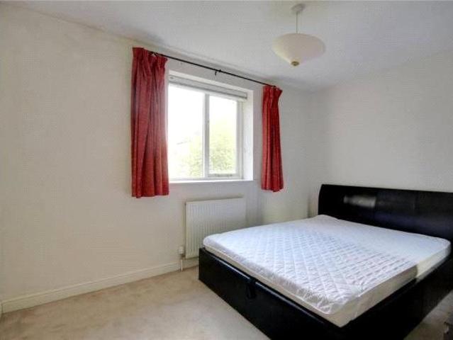 Nightingale Shott, Egham, Surrey, TW20 9SX