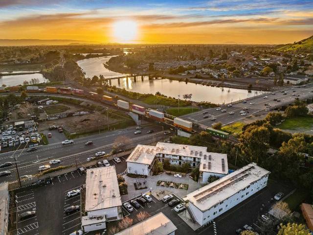 Niles Station 2 Bedroom Apartment for Rent at 38416 Mission Blvd, Fremont, CA 94536 Canyon Heights Vallejo Mills