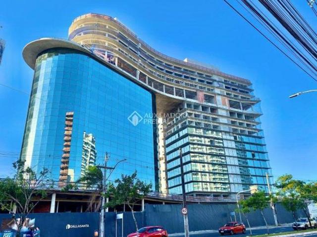 NILO SQUARE MULTISTAY Hotel Emiliano, o primeiro tech boutique hotel de Porto Alegre