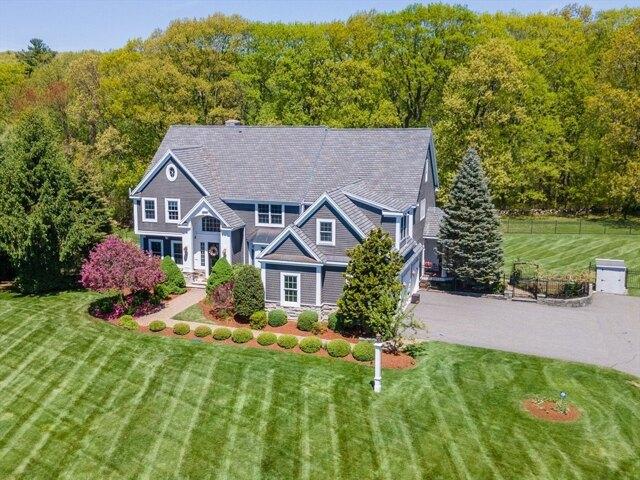 Nipmuc Ln, Southborough, Home For Sale