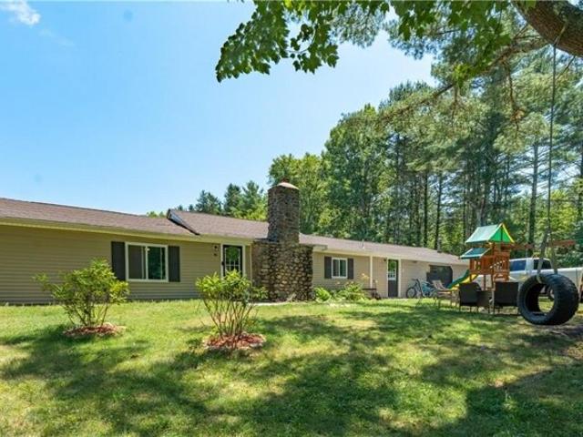 Nipmuc Trl, West Greenwich, Home For Sale