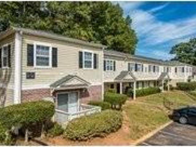 Nissan Golden Gate | 2 Months of Free Rent! 3 Bedroom Apartment for Rent at 1075 N Hairston Rd, Stone Mountain, GA 30083