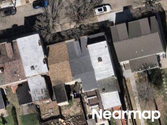 Nixon St