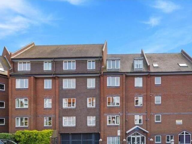 Nizells Avenue, Hove, 2 Bedroom Apartment