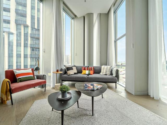 No.4, Upper Riverside, Cutter Lane. 2 bed apartment to rent £3,250 pcm £750 pw