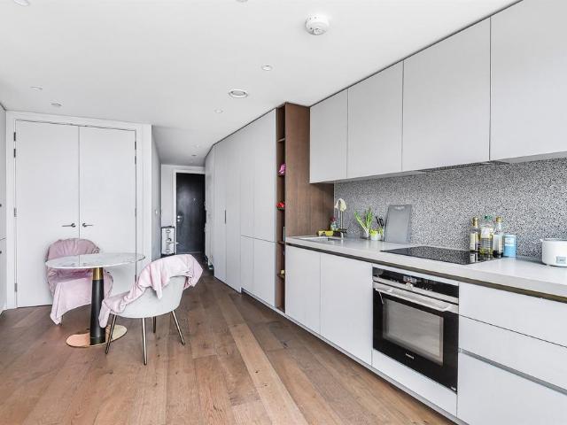 No.5, Cutter Lane, Upper Riverside. Studio to rent £2,200 pcm £508 pw