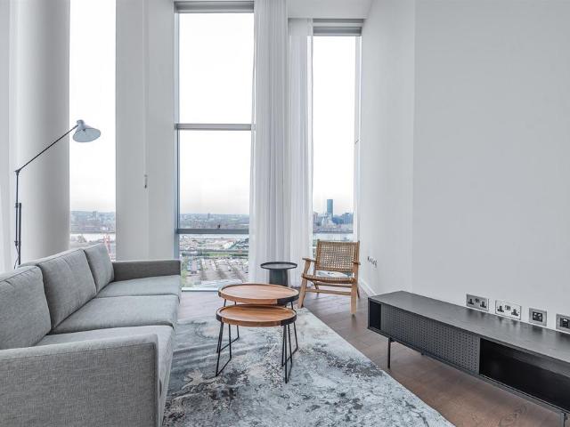 No. 5, Upper Riverside, Cutter Lane. 2 bed apartment to rent £3,300 pcm £762 pw