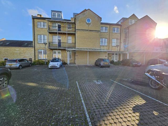 No.7 Burberry Court, Ely