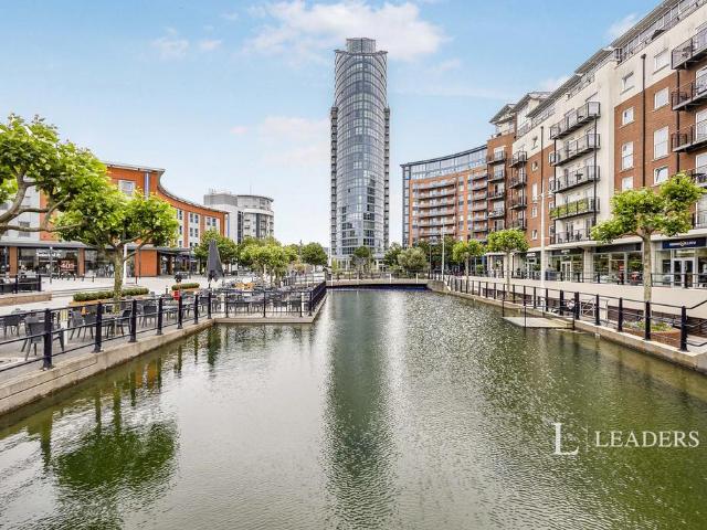 No 1 Building, Gunwharf Quays. Studio to rent £1,190 pcm £275 pw