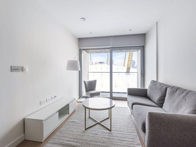 No.1, Upper Riverside, Cutter Lane, Greenwich Peninsula SE10, 1 bed flat to rent, £2,550 pcm | PrimeLocation
