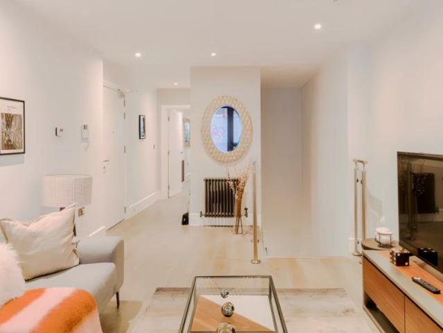No.1 3 Bedroom