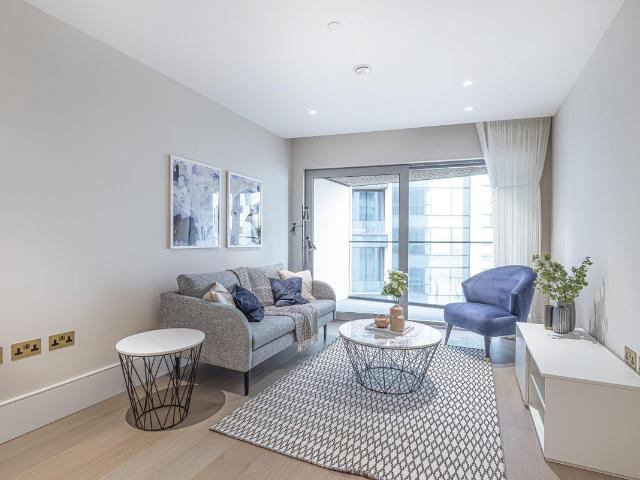 No.3, Upper Riverside, Cutter Lane, Greenwich Peninsula SE10, 1 bed flat to rent, £2,500 pcm | PrimeLocation
