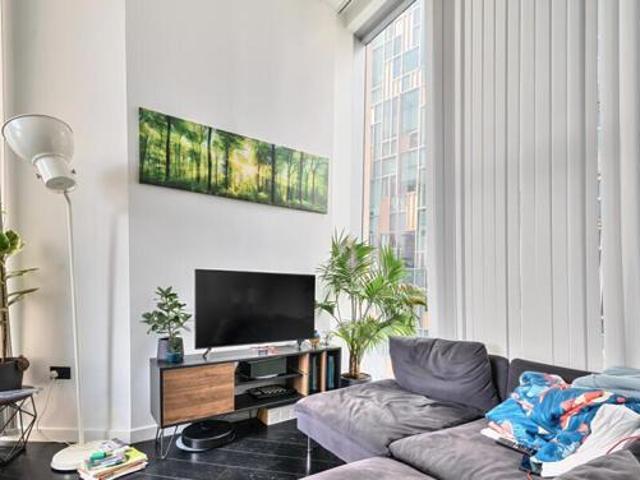 No. Upper Riverside, Cutter Lane, 2 Bedroom Flat