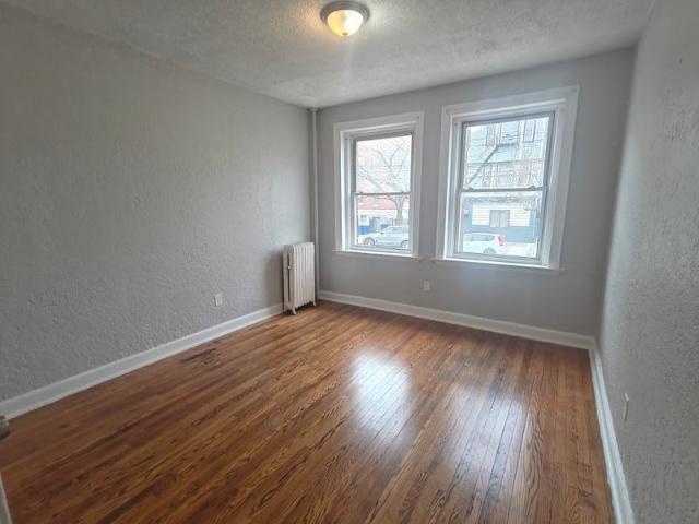 No Broker Fee_Beautiful 1 Bedroom Apartment_Bright