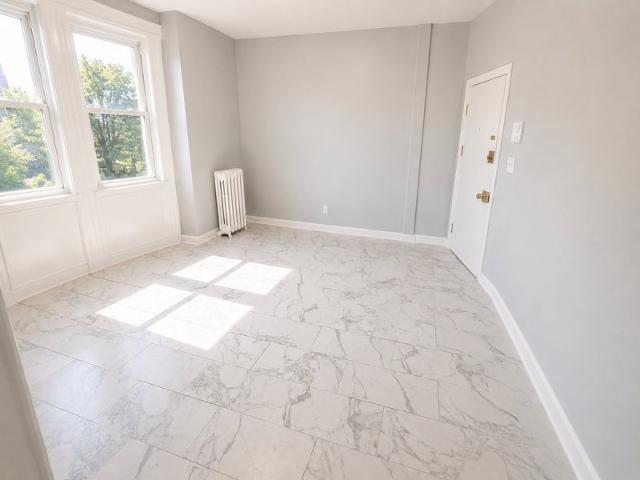 No Broker Fee_Renovated 1 Bedroom Apartment_Modern