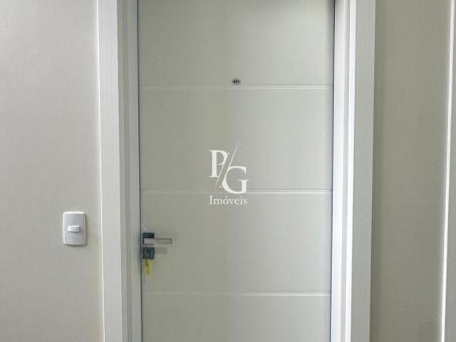 NO CENTRO DE PINHAIS | 3 Quartos com Suíte ao Lado da Av. Camilo di Lellis!