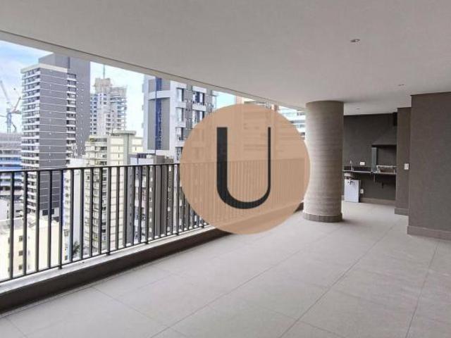 No coração de Pinheiros, luxo, conforto e aconchego