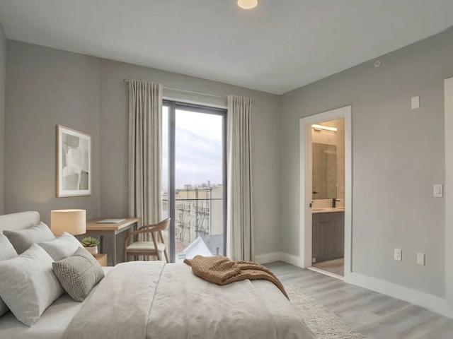 No Fee Newly Furnished Rooms at JSQ Heights