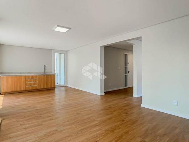 NO MOINHOS APARTAMENTO DE FRENTE COM SACADA E DUAS VAGAS
