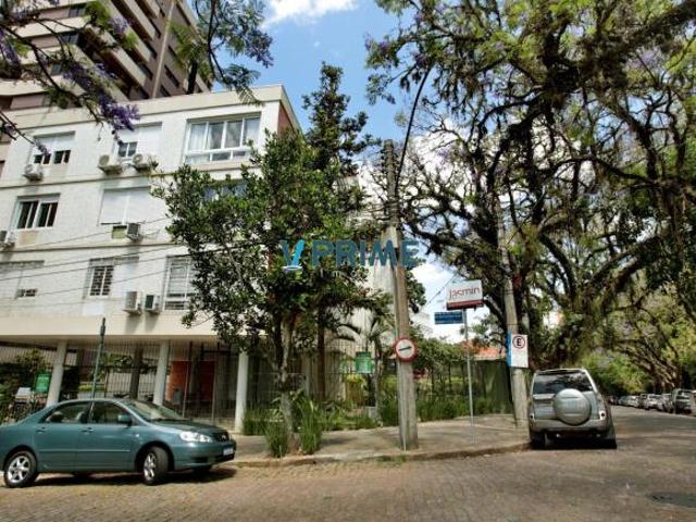 No Moinhos de Vento 03 dormitórios com 01 vaga