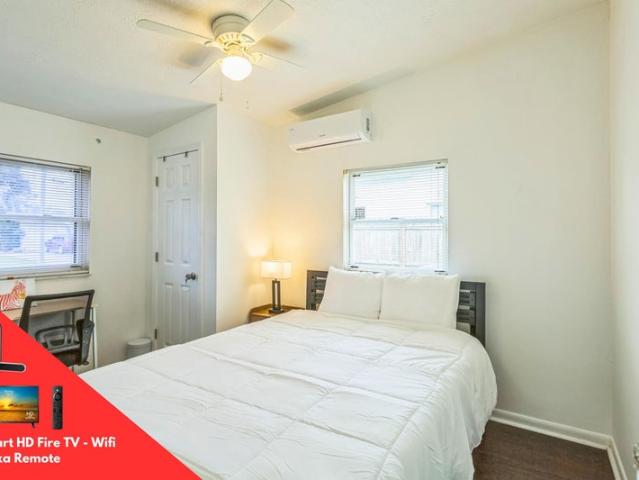 No move in fee | distance to grocery store | Biw