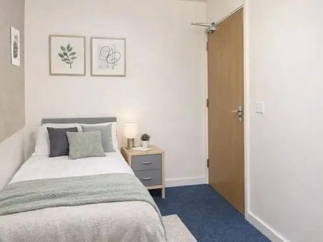 Non Ensuite Rooms
