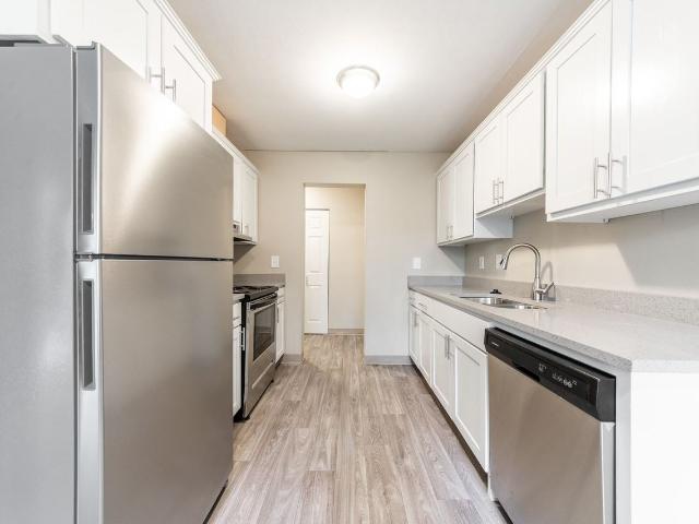 Non Profit Student Housing Near Mt. Hood Community College 1 Bedroom Apartment for Rent at 601 Terrace Street, Ashland, OR 97520