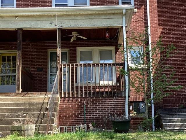 None Beech Ave 2 Bedroom Apartment for Rent at 618 Beech Ave, Charleston, WV 25302 Edgewood