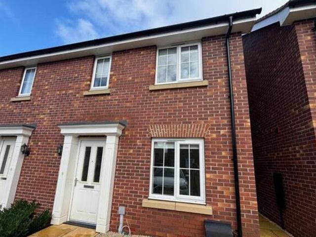 Nonsuch Avenue, Stratford upon avon, 2 Bedroom Semi detached