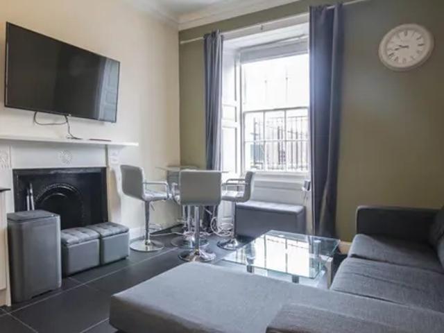 Noodles Home, 12 Nicolson Street, City of Edinburgh, EH8 9DH, United Kingdom | 1 bed apartment for rent #168183957 | Rentberry