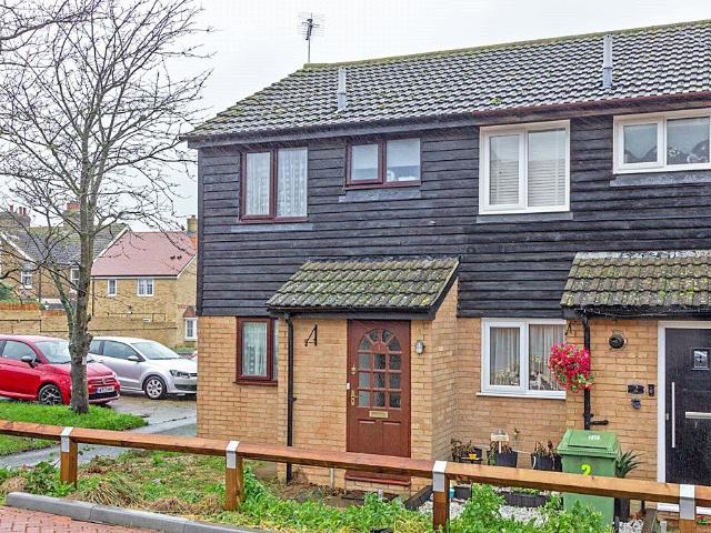 Nobel Close, Teynham, Sittingbourne, Kent ME9, 2 bed end terrace house to rent, £1,250 pcm | PrimeLocation