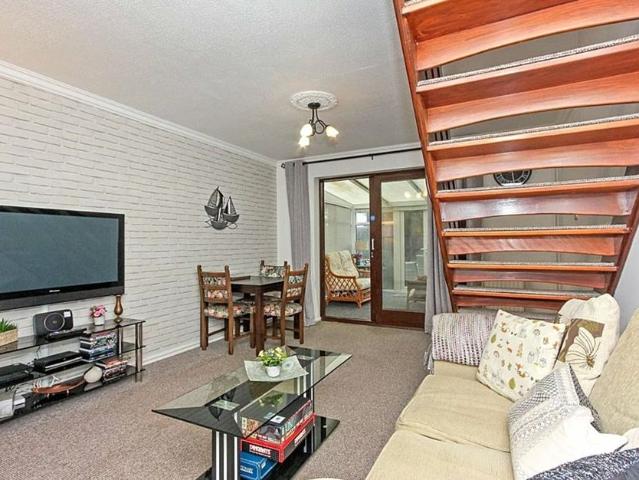 Nobel Close, Teynham, Sittingbourne, Kent, ME9