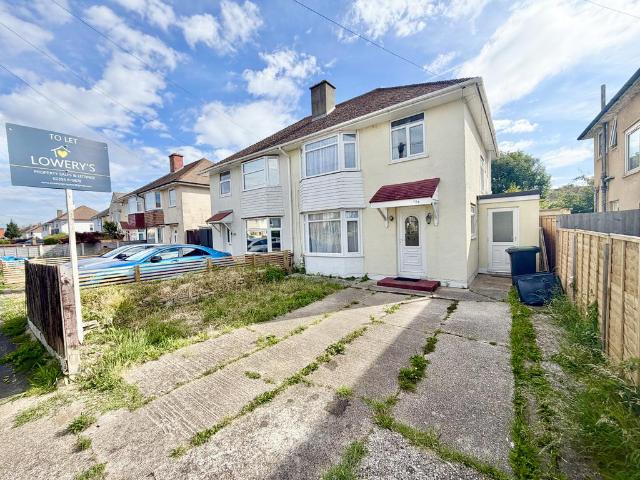 Nobes Avenue, Gosport PO13 3 bed semi detached house to rent £1,550 pcm £358 pw