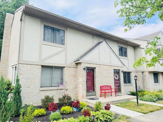 Noble Run Way Unit, Columbus, Condo For Sale