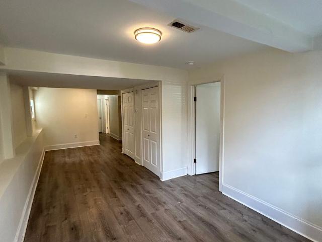 Noble Square – 2 Bed / 1 Bath Central A/C – Available August 5th!