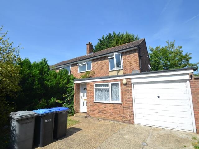 Nobles Way, Egham TW20, 5 bed semi detached house to rent, £3,400 pcm | PrimeLocation