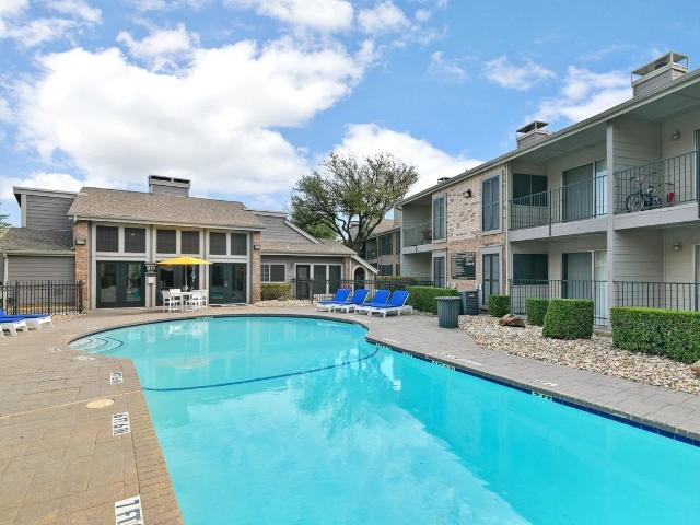 Noel on the Parkway 1 Bedroom Apartment for Rent at 14222 Dallas Pkwy, Dallas, TX 75254