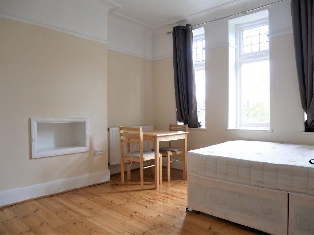Noel Road, Acton W3, Room to rent, £775 pcm | PrimeLocation