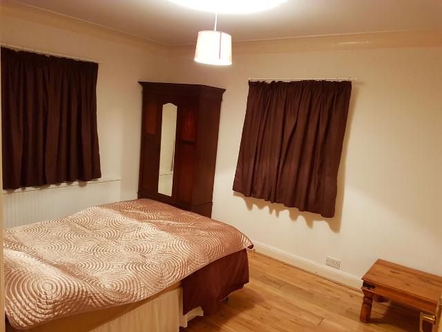 Noel Road, Acton W3, Room to rent, £825 pcm | PrimeLocation
