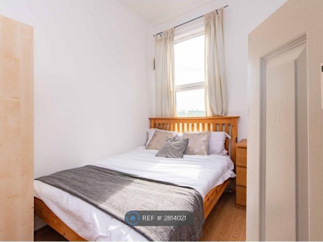 Noel St, Nottingham NG7, Room to rent, £495 pcm | PrimeLocation