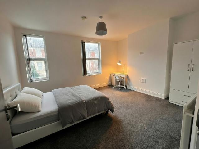 Noel Street, Nottingham 4Bedrooms&4Ensuites! NG7, 4 bed shared accommodation to rent, £650 pcm | PrimeLocation