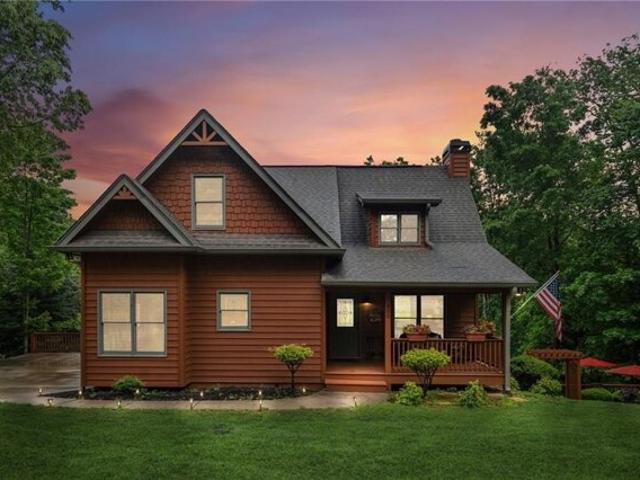 Noelle Ln, Dahlonega, Home For Sale