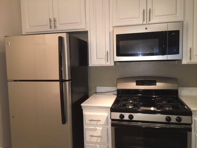 NOHO House North 2 Bedroom Apartment for Rent at 11030 Hartsook St, Los Angeles, CA 91601 Mid Town North Hollywood