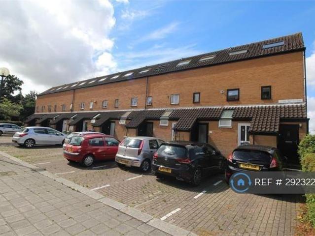 North Twelfth Street, Milton Keynes, MK9 1 bed maisonette to rent £1,150 pcm £265 pw