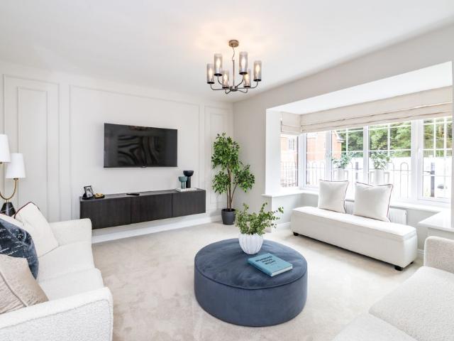 North Union Drive, Standish, WN6 0FL