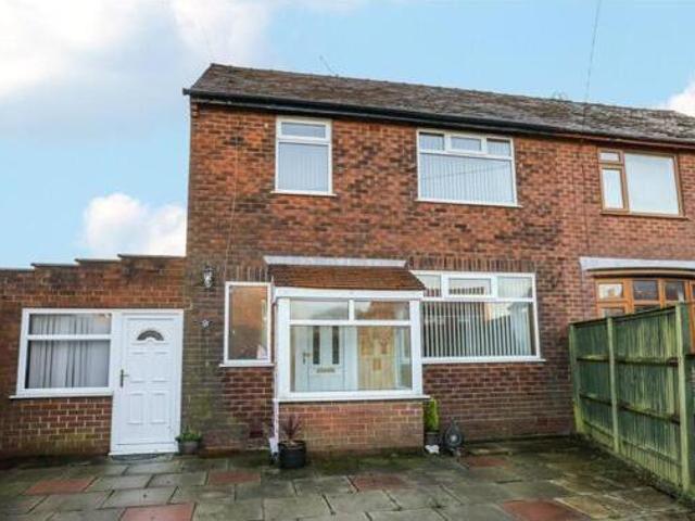 North View Close, Lydgate, 3 Bedroom Semi detached