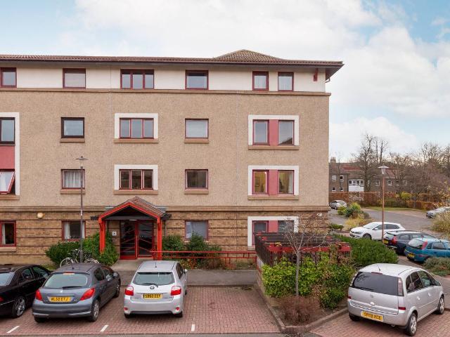 North Werber Place, Edinburgh EH4, 2 bed flat to rent, £1,300 pcm | PrimeLocation