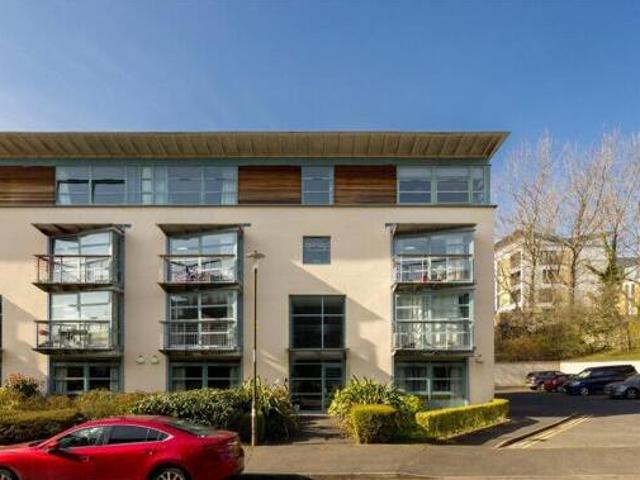 North Werber Road, Edinburgh, 2 Bedroom Apartment