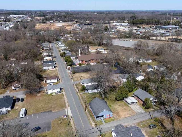 North York Street 2 Bedroom Apartment for Rent at 1404 N York St, Gastonia, NC 28052