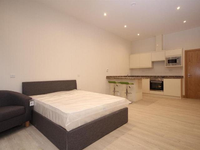 North Acton Road, London, 6 NW10, Studio to rent, £1,300 pcm | PrimeLocation